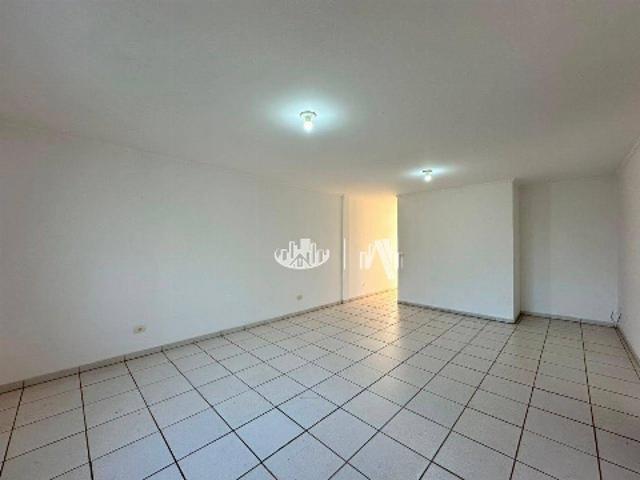 Casa para alugar com 2 Quartos em Califórnia, Londrina PR