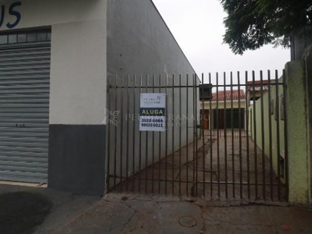 Casa para alugar com 2 Quartos em Parque Hortência, Maringá PR