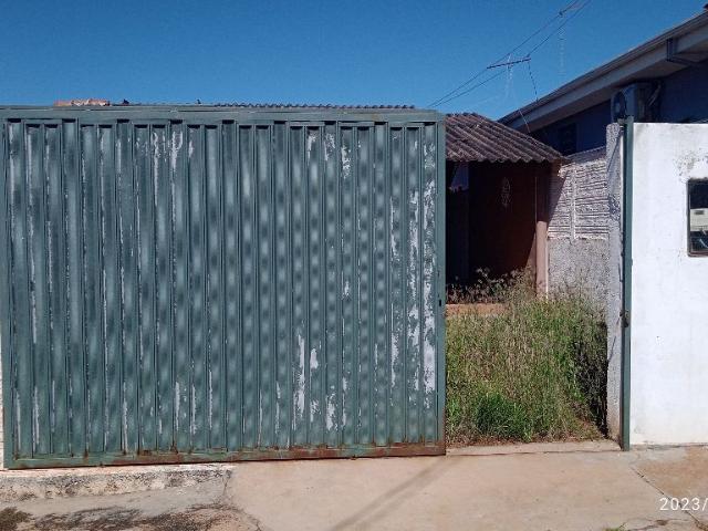 Casa para alugar com 2 quartos no CENTRO, Roberto Imobiliária Casa Verde Catanduva