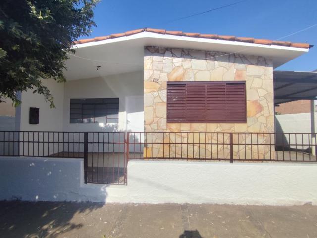 Casa para alugar com 2 quartos no Vila Juca Pedro, Catanduva Imobiliária Casa Verde Catanduva