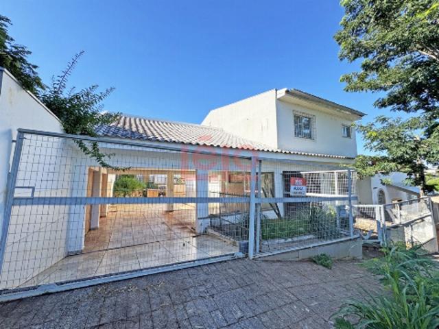 Casa para alugar com 2 Suítes + 1 Quarto em Jardim Los Angeles, Maringá PR