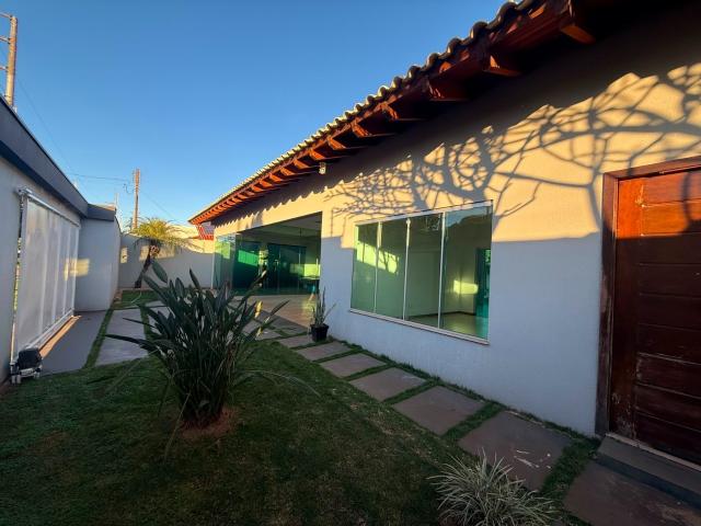 Casa para alugar com 1 suíte + 2 quartos em Jardim Paulista, Dourados MS