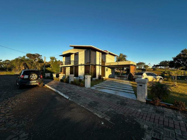 Casa para alugar com 300m², 3 quartos e 2 vagas
