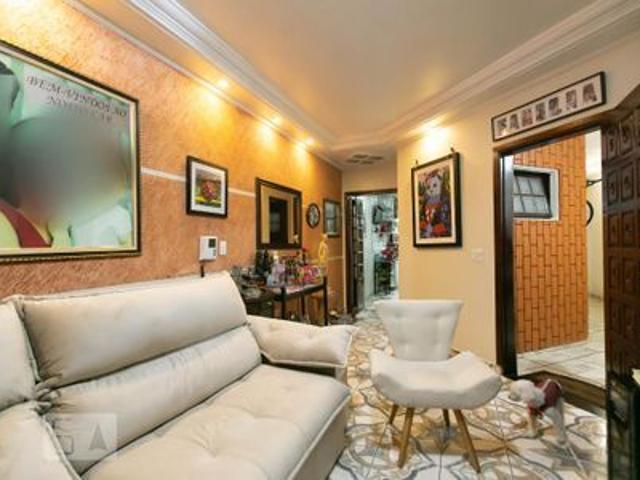 Casa para alugar com 300m², 3 quartos e 2 vagas