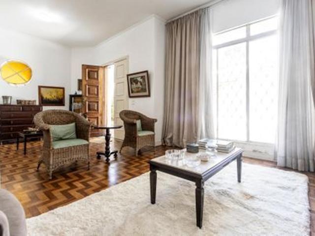 Casa para alugar com 300m², 3 quartos e 4 vagas