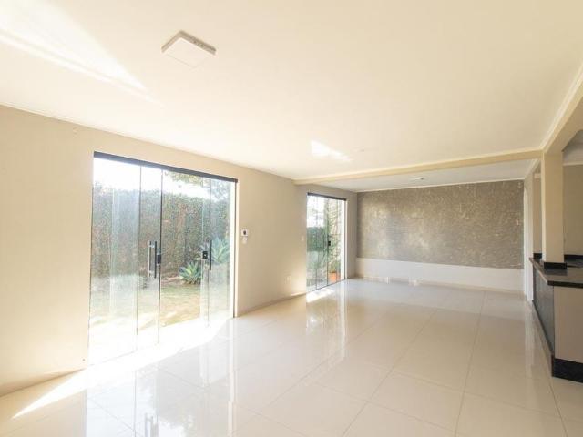 Casa para alugar com 300m², 3 quartos e 5 vagas