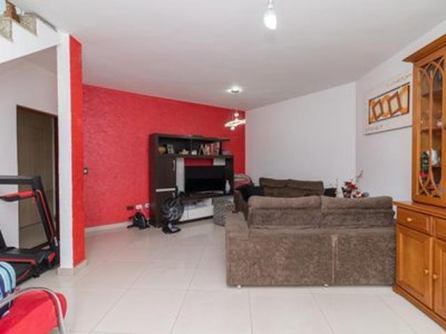 Casa para alugar com 300m², 4 quartos e 2 vagas