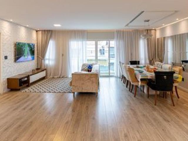 Casa para alugar com 300m², 4 quartos e 4 vagas