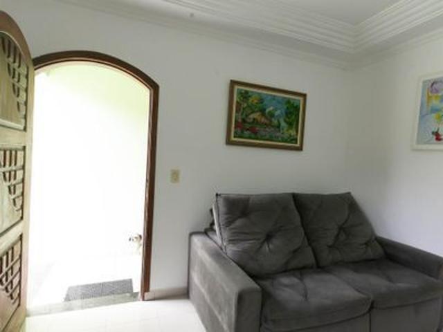Casa para alugar com 300m², 4 quartos e 9 vagas