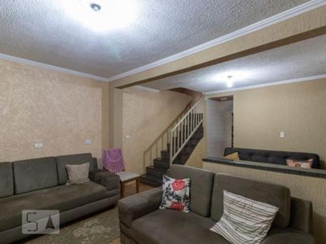 Casa para alugar com 300m², 5 quartos e 2 vagas