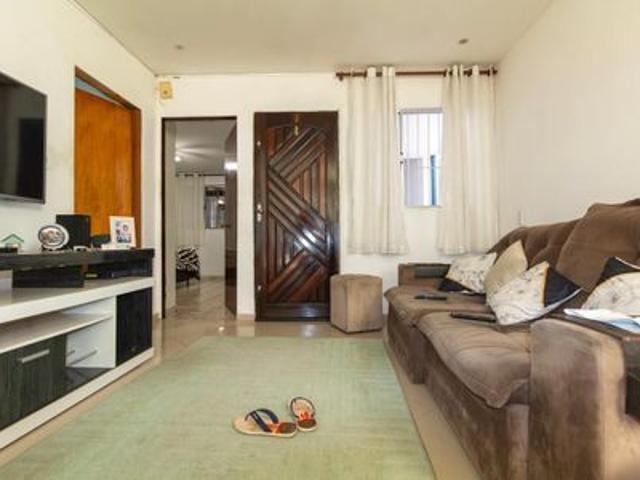 Casa para alugar com 300m², 6 quartos e 2 vagas