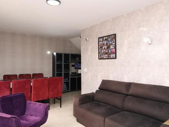 Casa para alugar com 300m², 6 quartos e 3 vagas