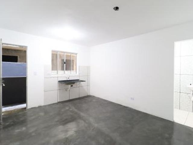 Casa para alugar com 30m², 1 quarto e sem vaga