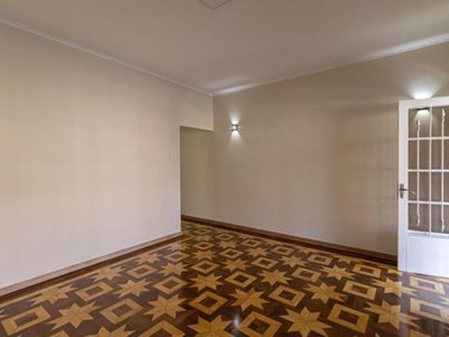 Casa para alugar com 310m², 3 quartos e 5 vagas