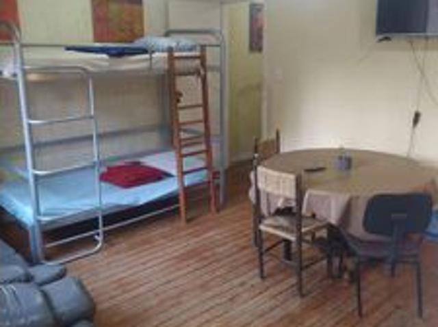 Casa para alugar com 319m², 9 quartos e 2 vagas