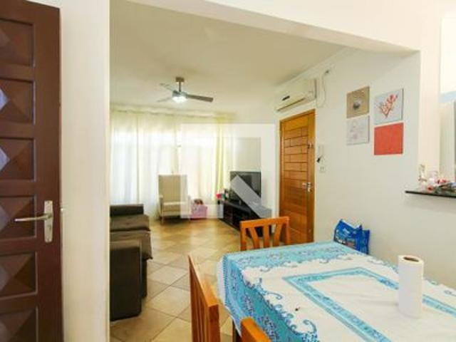 Casa para alugar com 320m², 3 quartos e sem vaga