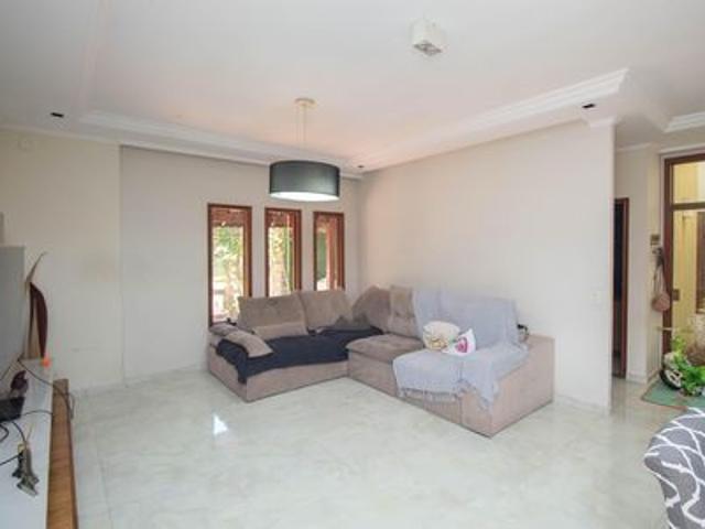 Casa para alugar com 320m², 3 quartos e 3 vagas