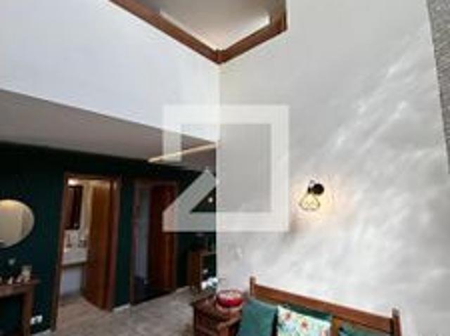 Casa para alugar com 320m², 5 quartos e 3 vagas
