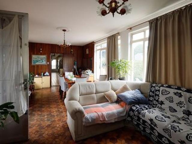 Casa para alugar com 321m², 6 quartos e 4 vagas
