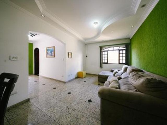 Casa para alugar com 330m², 3 quartos e 1 vaga