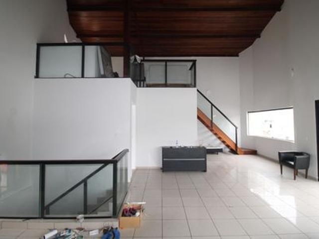 Casa para alugar com 330m², 3 quartos e 3 vagas