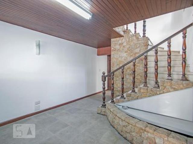 Casa para alugar com 342m², 3 quartos e 2 vagas