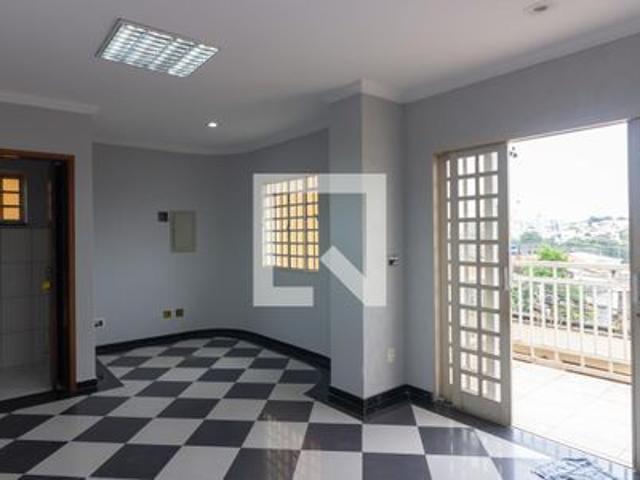 Casa para alugar com 344m², 3 quartos e 2 vagas