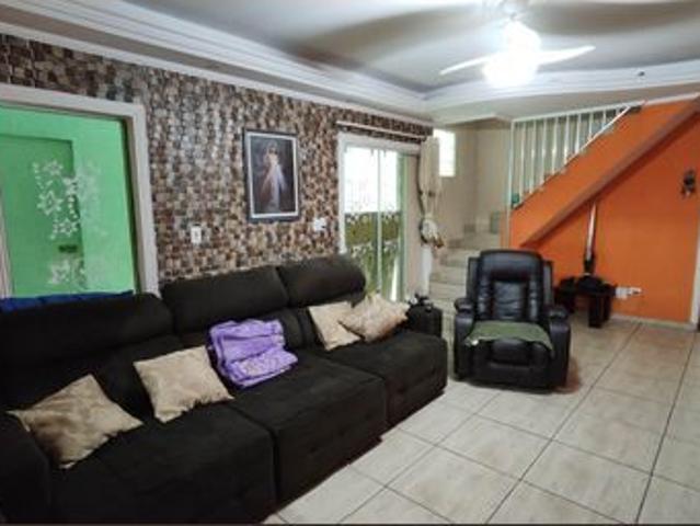 Casa para alugar com 350m², 5 quartos e 4 vagas