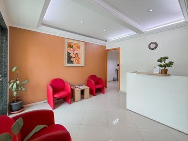Casa para alugar com 350m², 7 quartos e 8 vagas