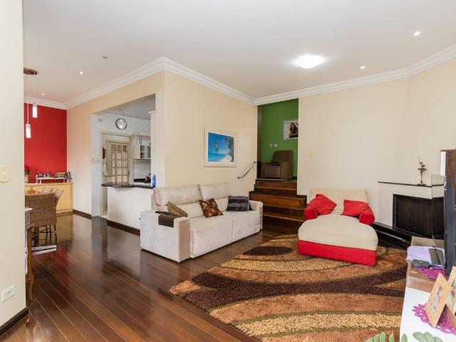 Casa para alugar com 360m², 3 quartos e 2 vagas