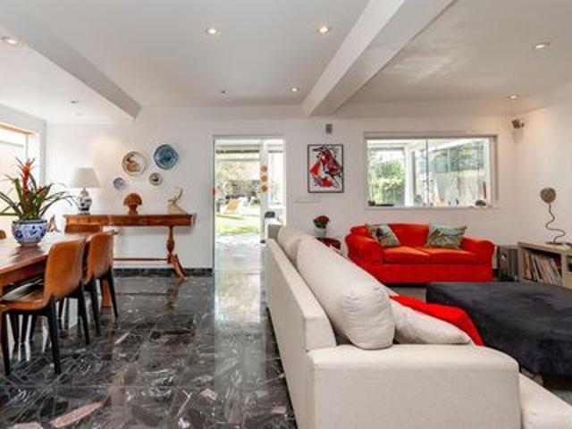 Casa para alugar com 363m², 3 quartos e 4 vagas
