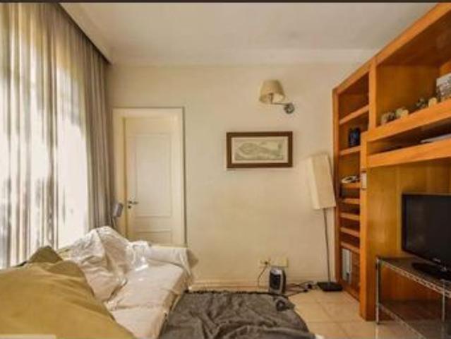Casa para alugar com 370m², 4 quartos e 5 vagas