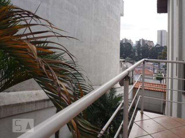 Casa para alugar com 379m², 5 quartos e 3 vagas