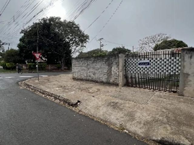 Casa para alugar com 3 Quartos em Conjunto Habitacional Requião, Maringá PR