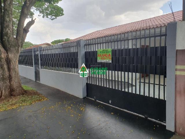 Casa para alugar com 3 Quartos em Conjunto Habitacional Requião, Maringá PR