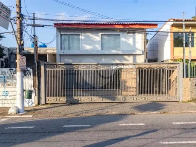Casa para alugar com 3 quartos em Indianópolis, São Paulo SP