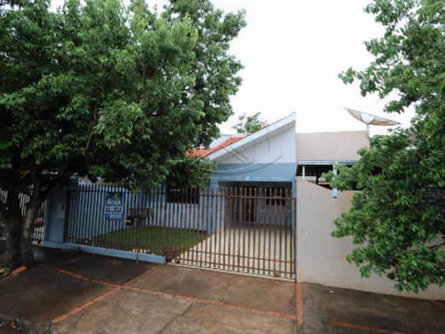Casa para alugar com 3 Quartos em Jardim Gisela, Toledo PR