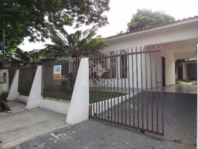 Casa para alugar com 3 Quartos em Jardim Liberdade III, Maringá PR