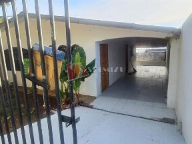 Casa para alugar com 3 Quartos em Parque Residencial Quebec, Maringá PR