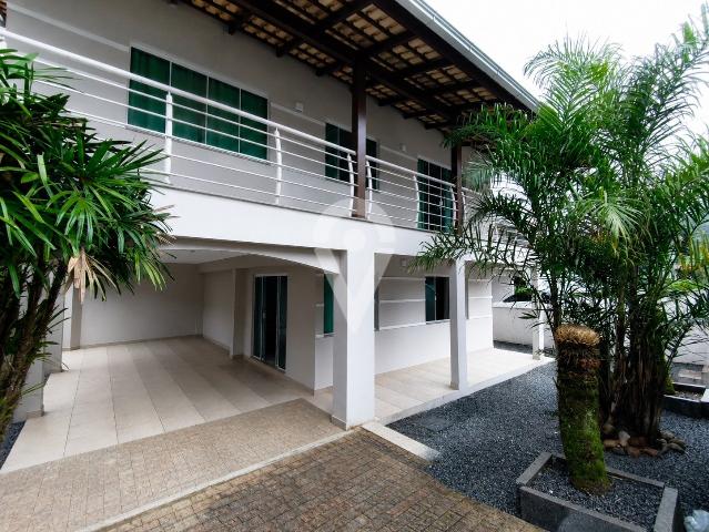 Casa para alugar com 3 quartos no bairro Ilha da Figueira em Jaraguá do Sul