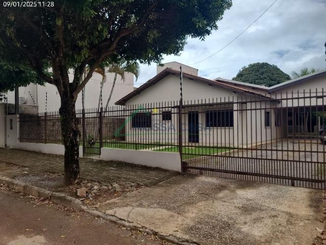 Casa para alugar com 3 quartos no Bandeirantes, Lucas do Rio Verde