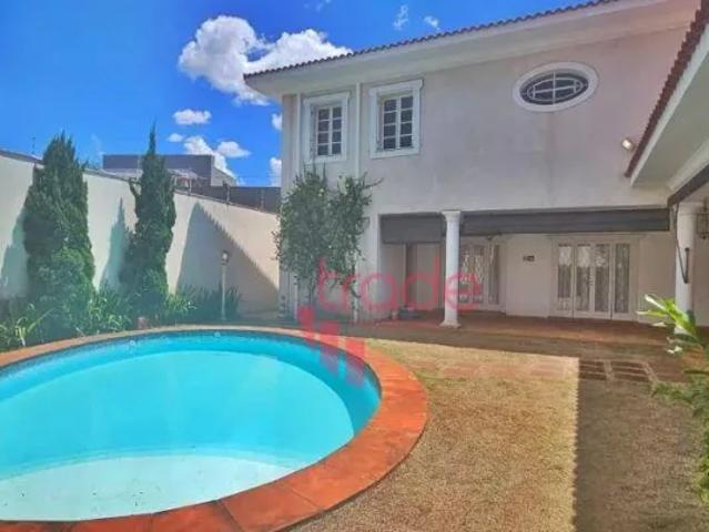 Casa para Alugar de 07 Quartos sendo 01 Suíte no Bairro Jardim Sumaré em Ribeirão Preto com Piscina