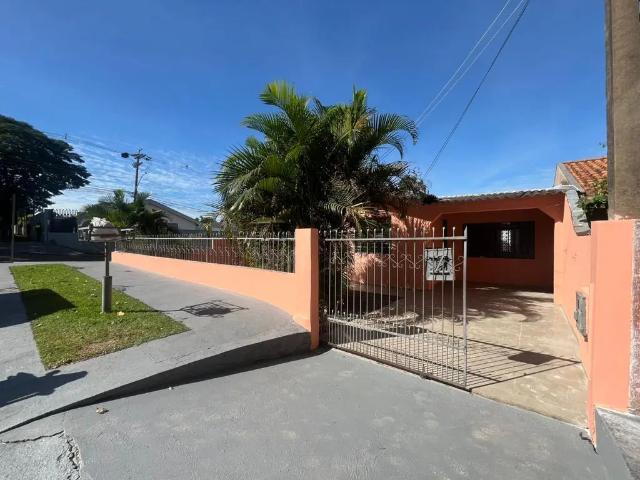Casa para alugar em Maringá, Conjunto Habitacional Inocente Vila Nova Júnior, com 3 quartos