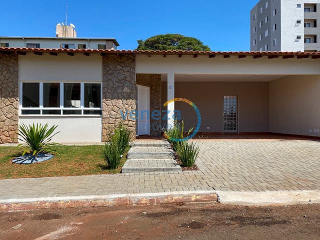 Casa para alugar em condomínio fechado com 250 m