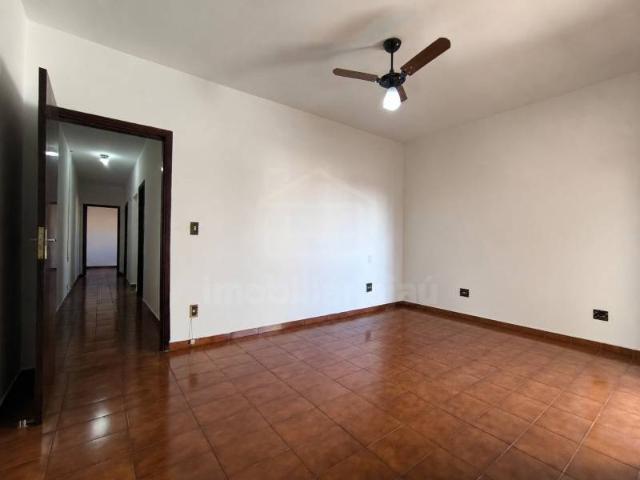 Casa para alugar em Jaú/SP Chácara Flora
