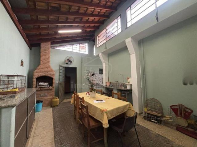 Casa para alugar em Jaú/SP Vila Carvalho