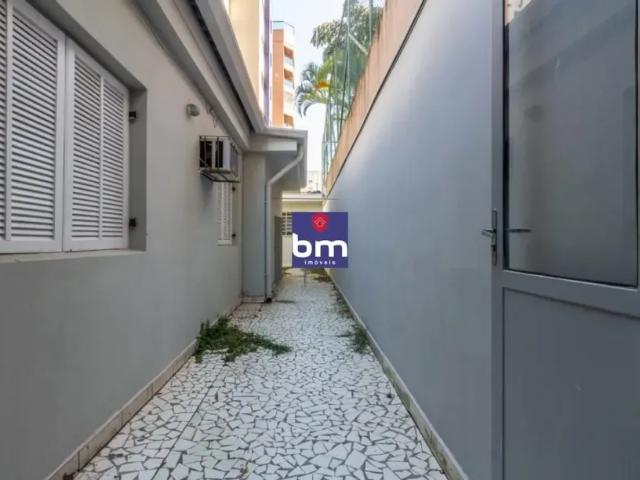 Casa para alugar em São Paulo, Brooklin Paulista, com 5 quartos, com 250 m²