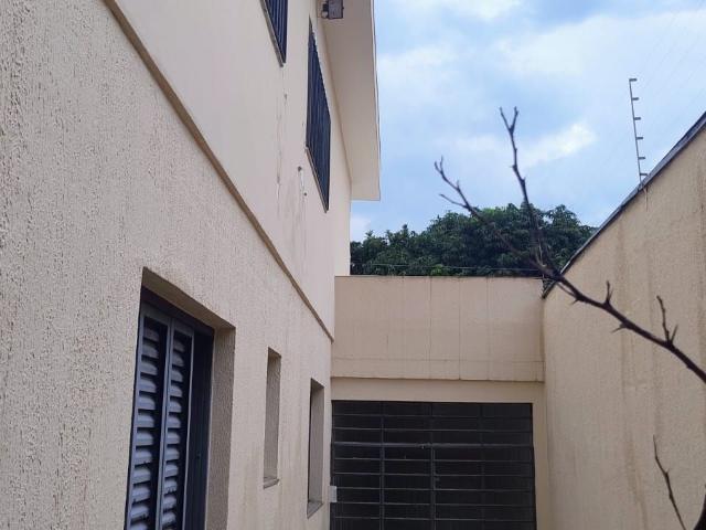 Casa para alugar em Vila Monumento · 3 dorm · Mega Brasil Imóveis · Mega Brasil Imóveis
