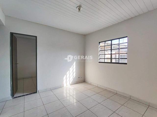 Casa para alugar, JARDIM COPACABANA Divinópolis/MG