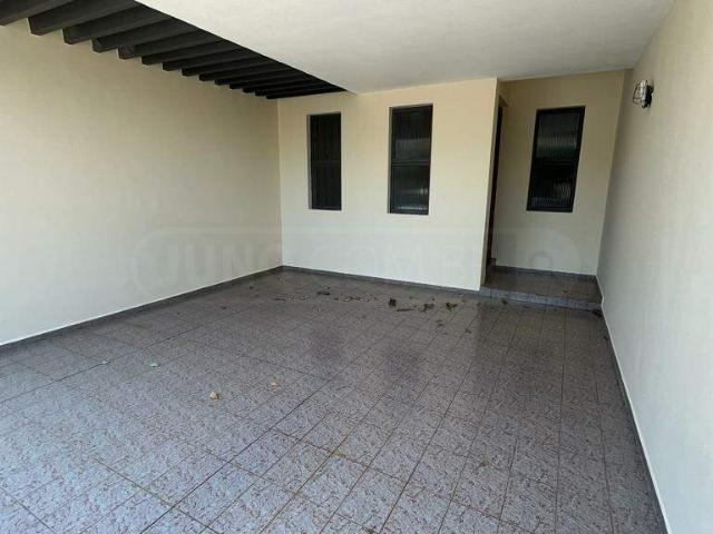 Casa para alugar, 2 quartos, 2 vagas, no bairro Jardim Monumento em Piracicaba SP